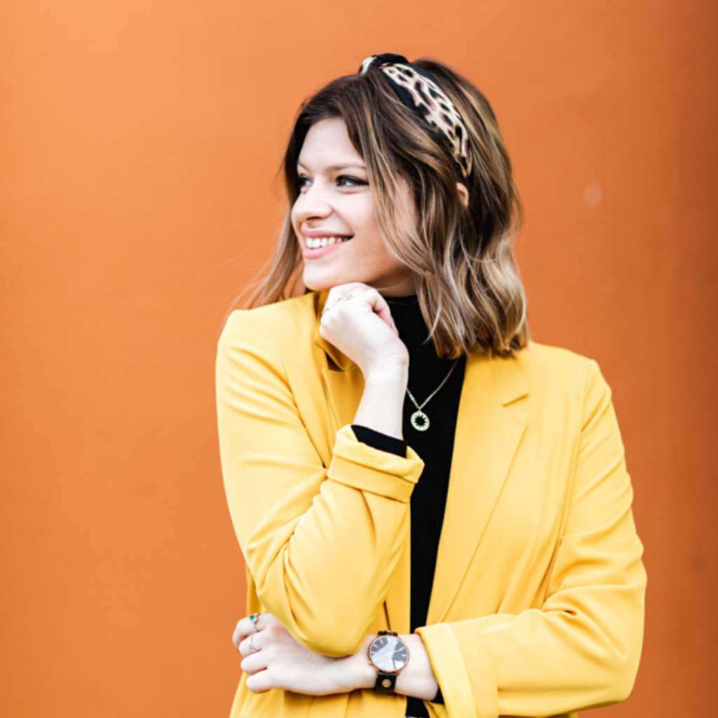 Sophie Etc. (Blogosphere Member of the Month – December) - bCreator™